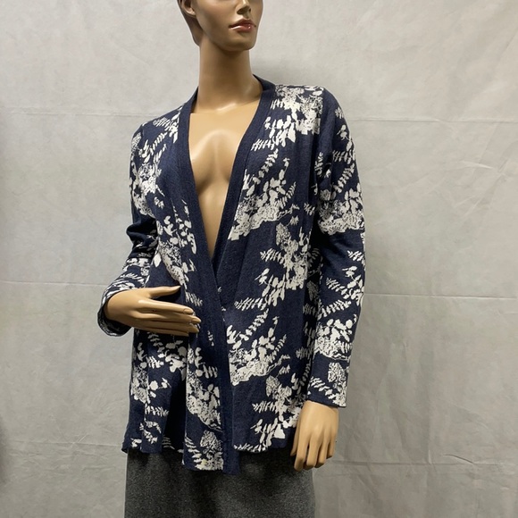 Belldini | Sweaters | Belldini Blue White Floral Sweater Wrap Cardigan ...